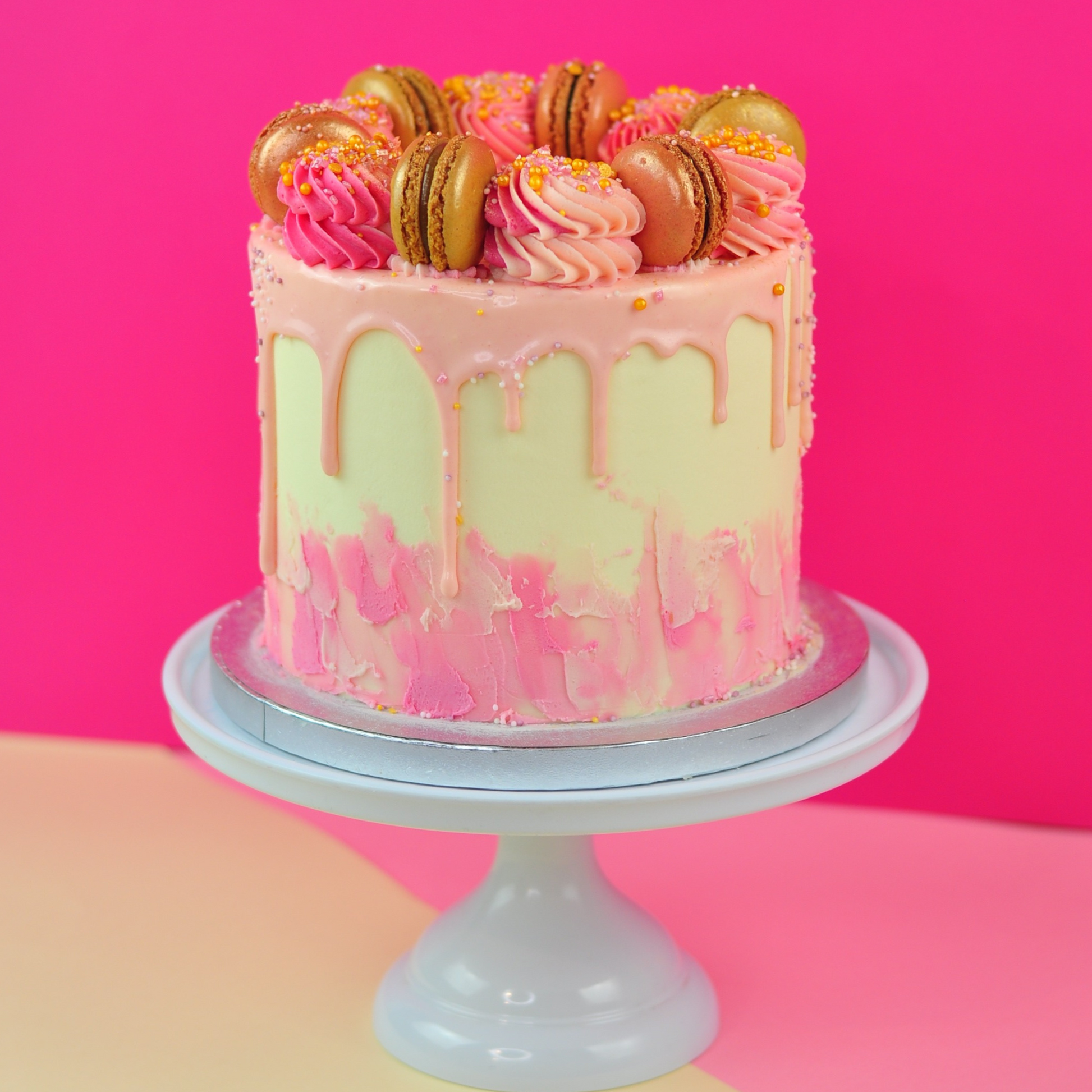 Pretty Mac Cake – Wilma's Bakery